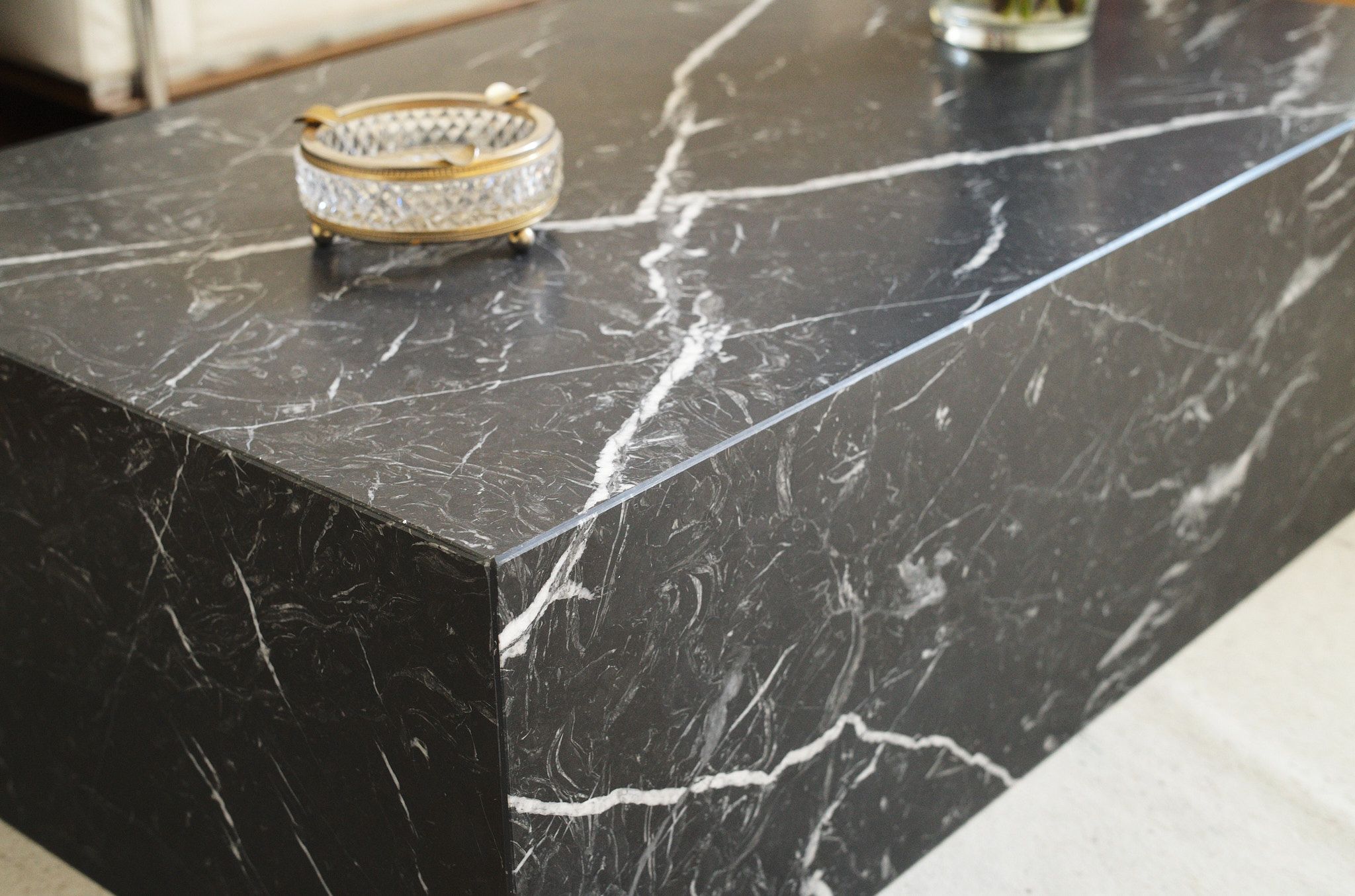Nero Marquina marmor bordplade stor besparelse forhold til køkkenbutik ...